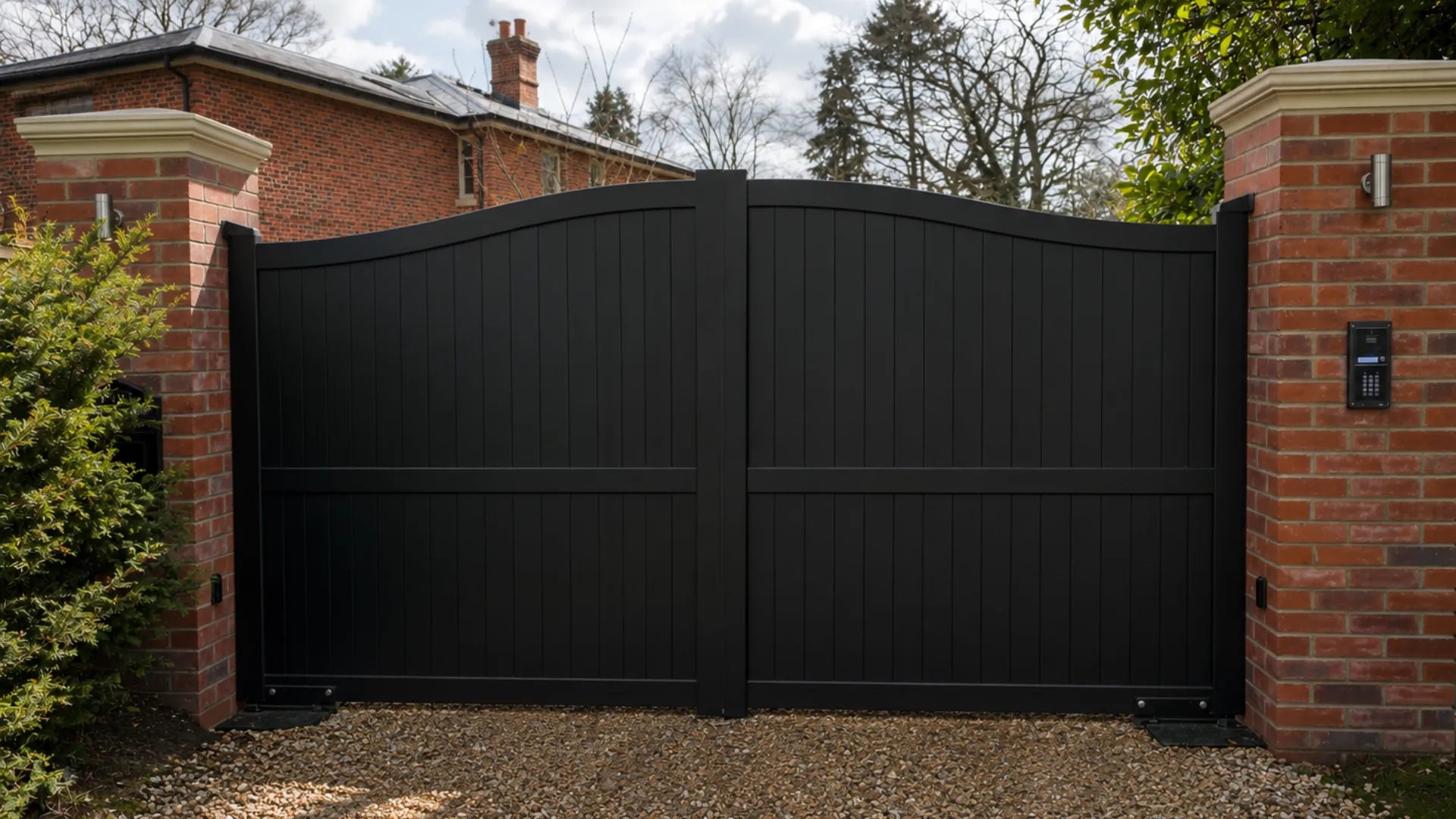 Double-Swing Driveway Gates | Strong Aluminium Designs UK – Residential ...
